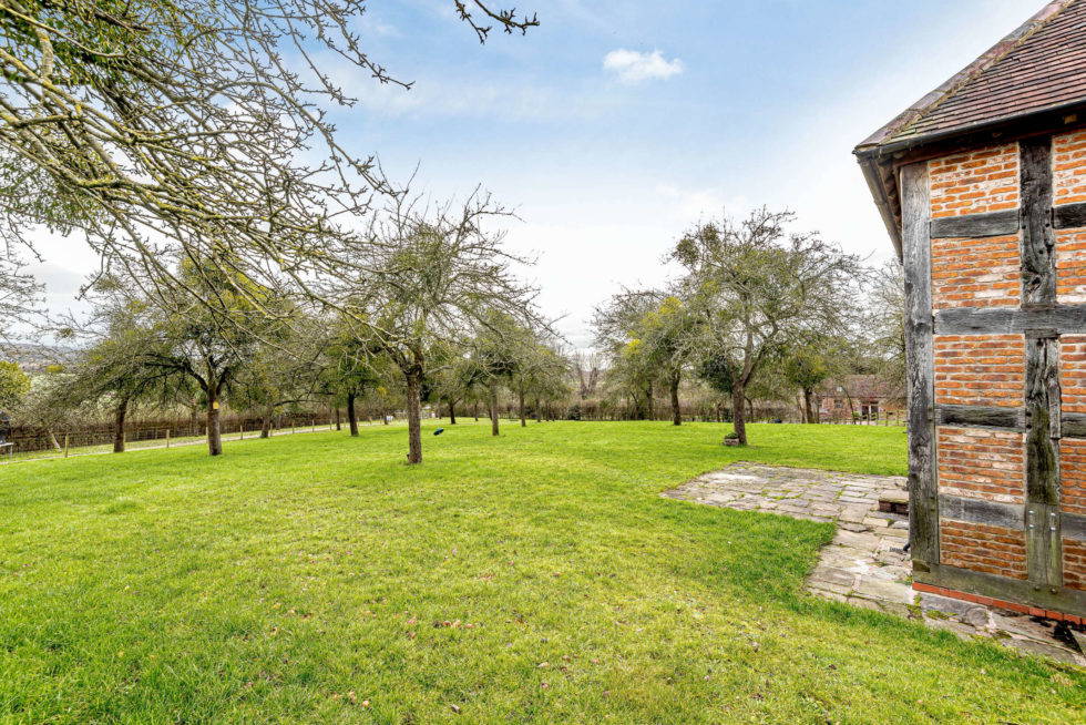 The Granary, Hazel Farm, Ledbury HR8 2HT | Bespoke Property